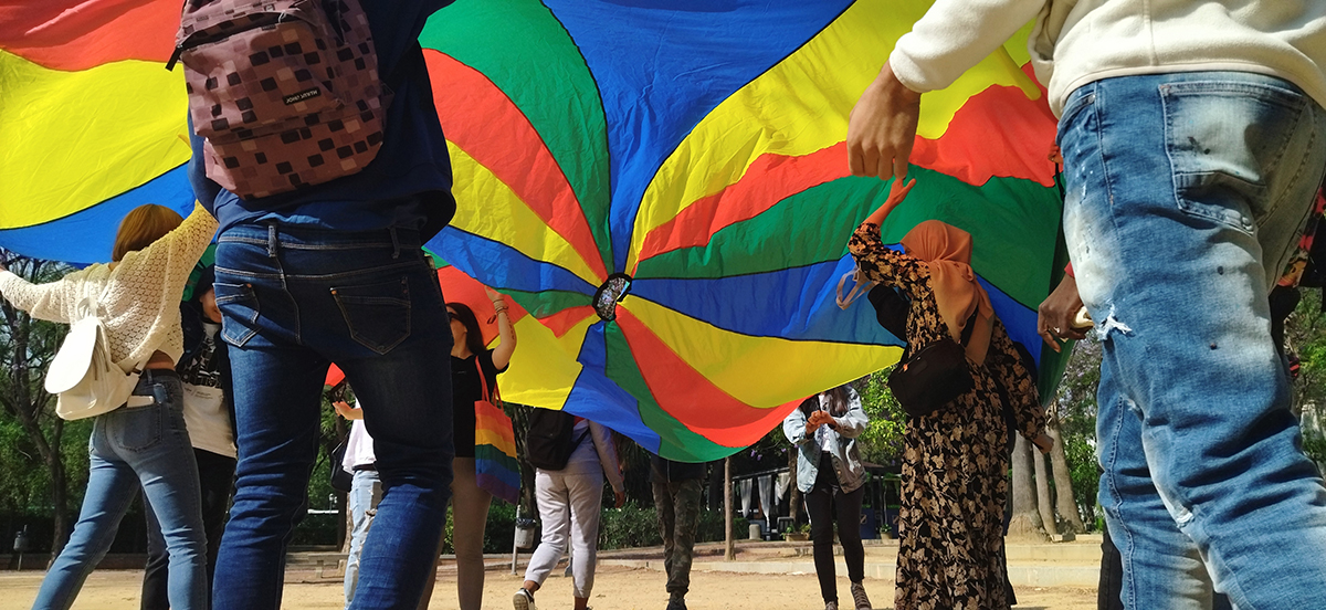 El alumnado de IEDH visita la Feria de la Solidaridad y la Cooperación para el Desarrollo ...
